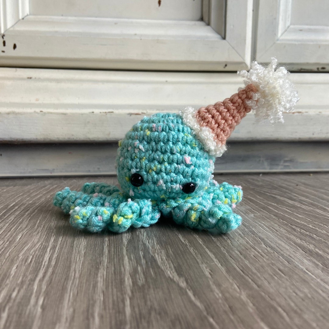 Little Bitty Octopus Buddy - Etsy