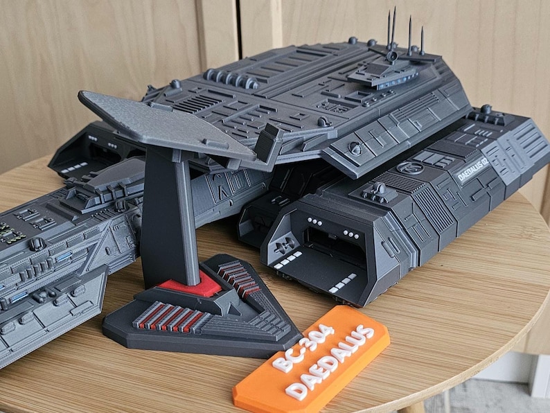 BC-304 Daedalus Replica | Earth/tau'ri USAF BC304 Ship Model (63 Cm/25 ...