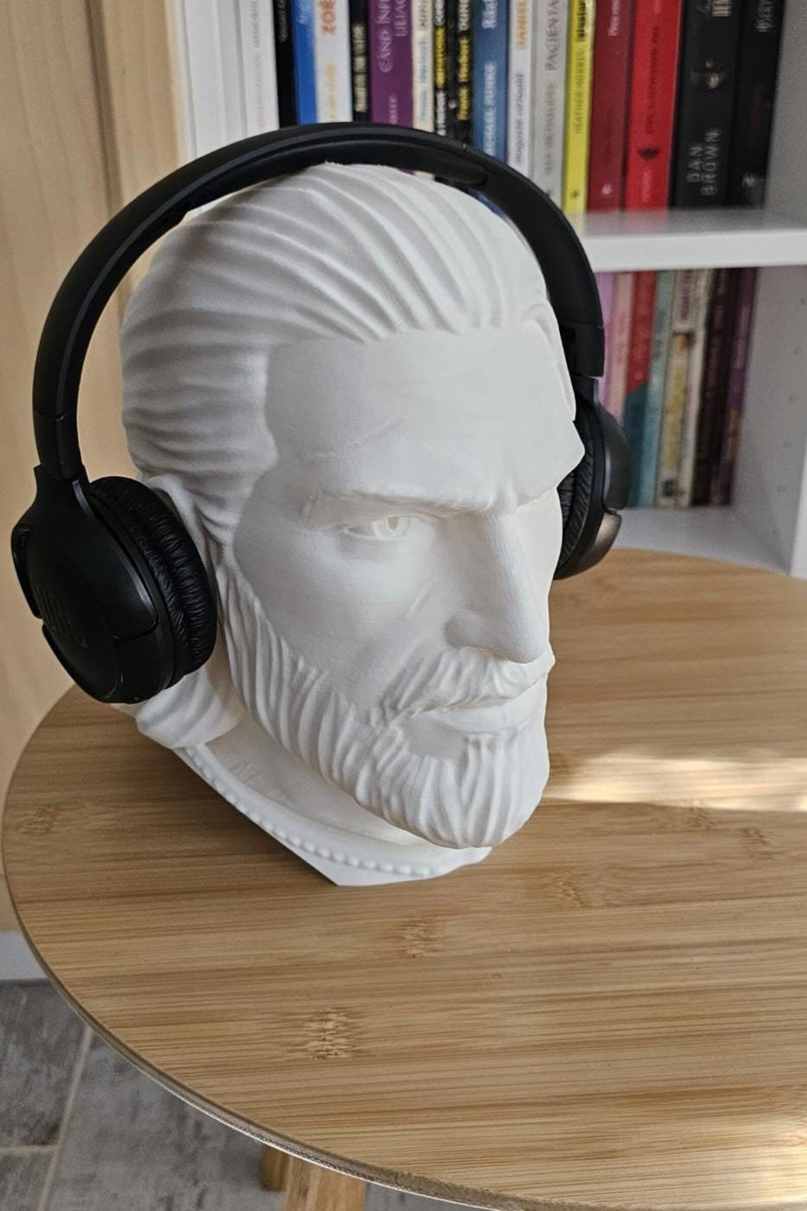 Witcher Geralt of Rivia Headphone Stand | White Wolf Headset Support ...