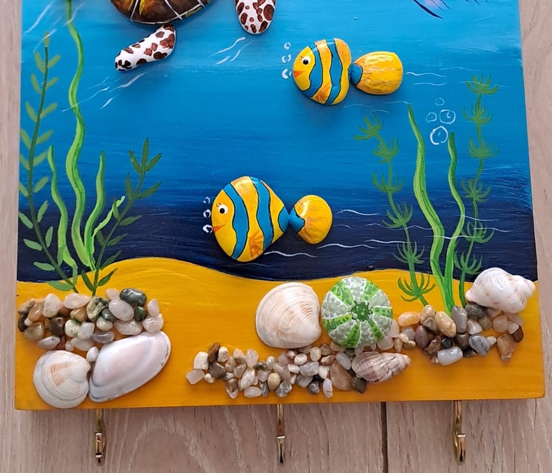 Handmade Key Holder With Stone Painting on Wood, Board to Hang Keys ...