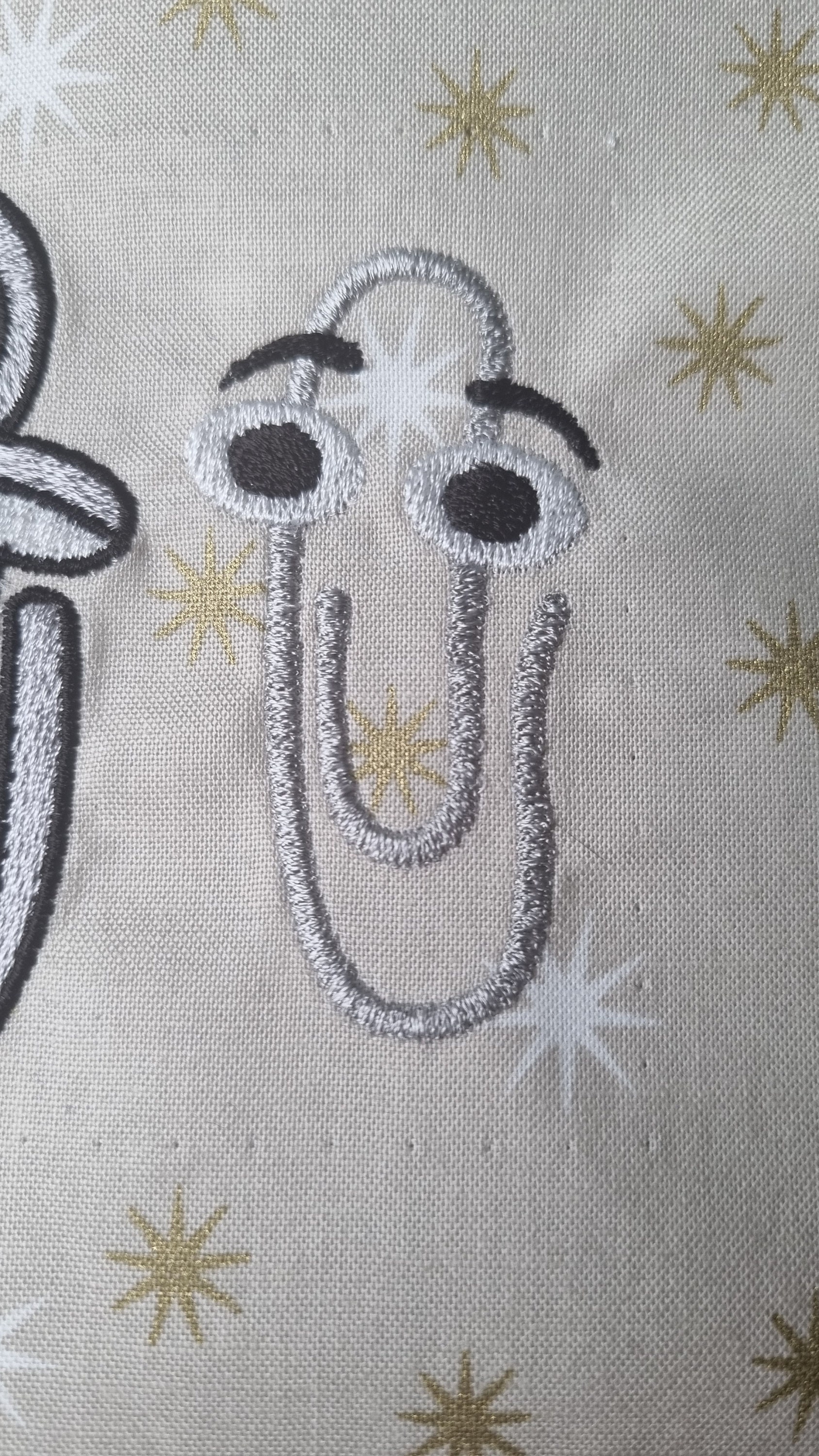 Clippy Machine Embroidery File: Iconic Windows95 Art - Retro Digital ...
