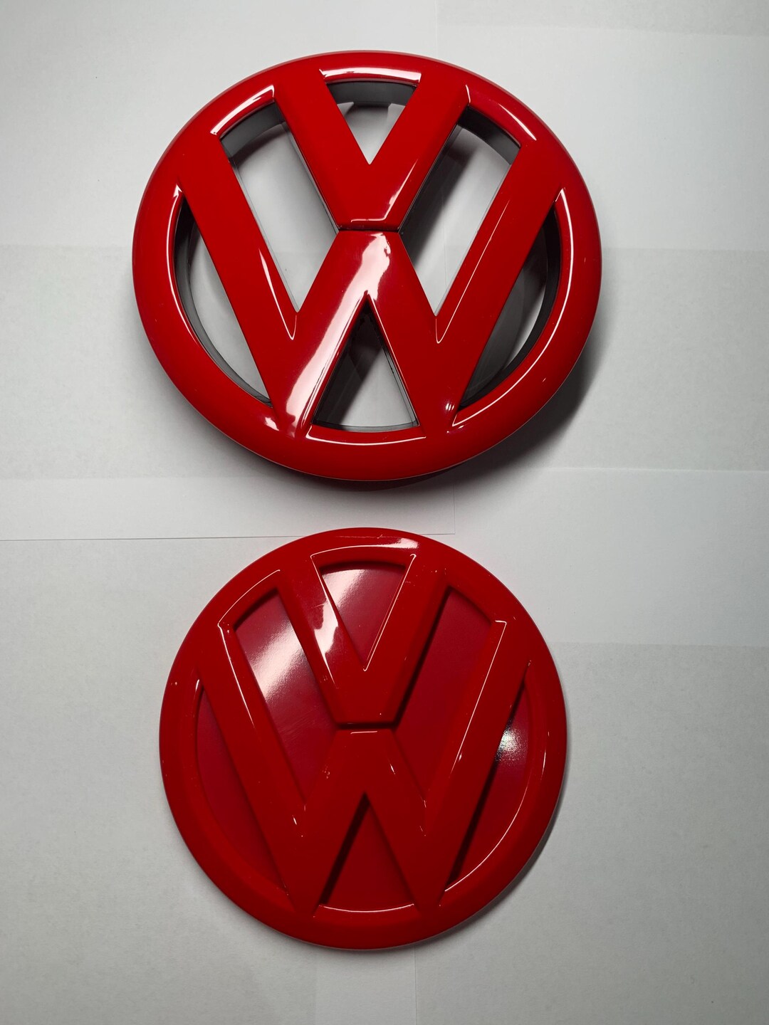 High Quality VW Hatch Grille Rear Red / Pink / Orange / Purple Badge ...