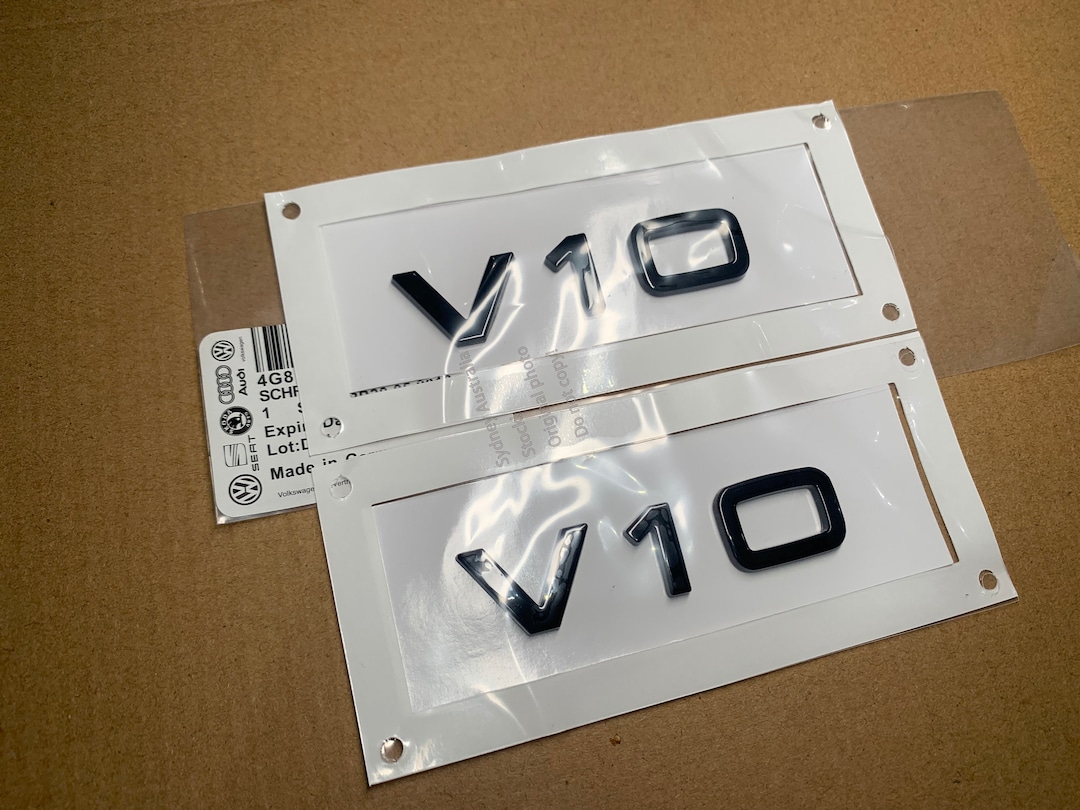 OEM Side V10 Gloss / Matte Black Badge Sticker for AUDI R8 - Etsy