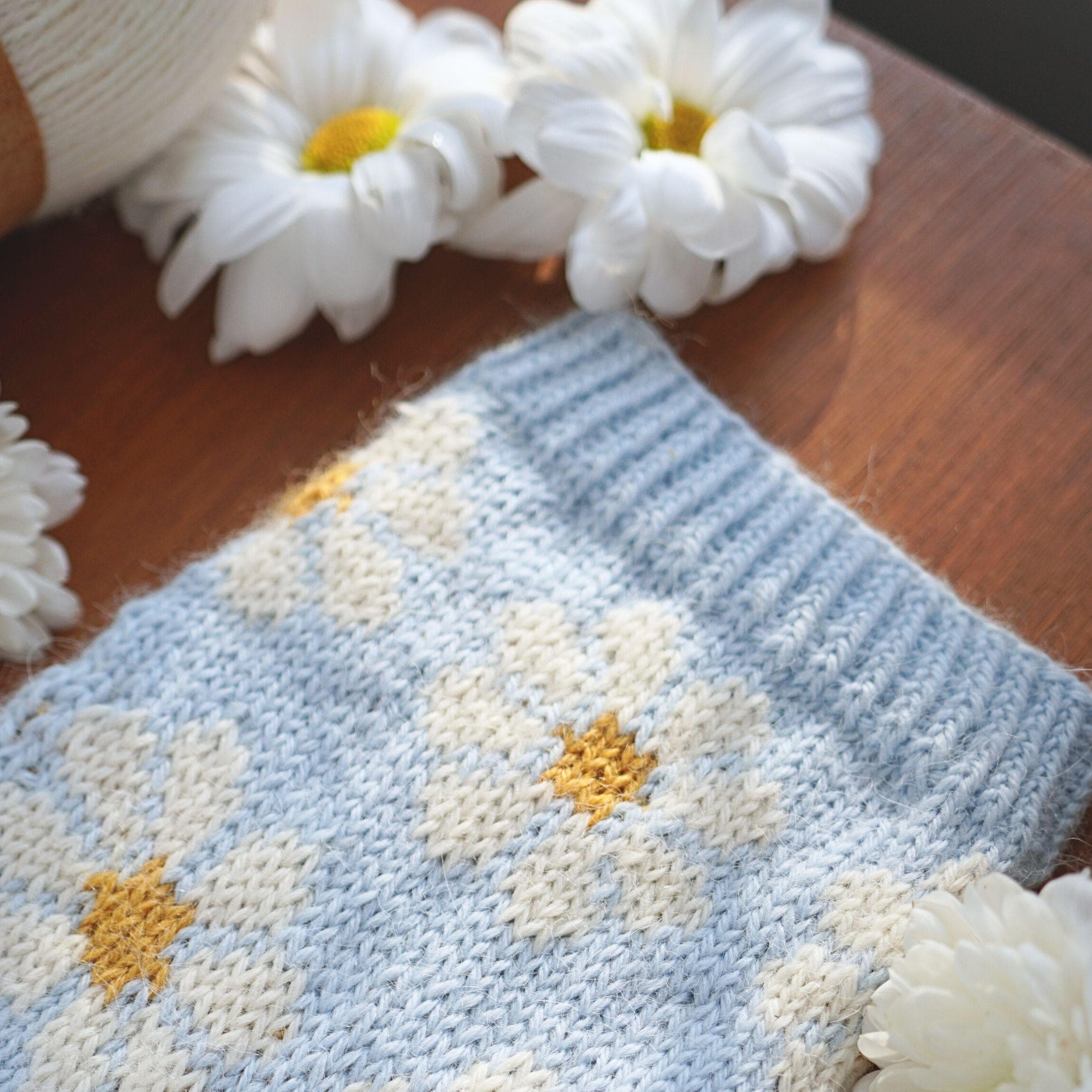 Daisy Floral Sock Knitting Pattern - Colorwork Cute Sock Pdf Pattern ...