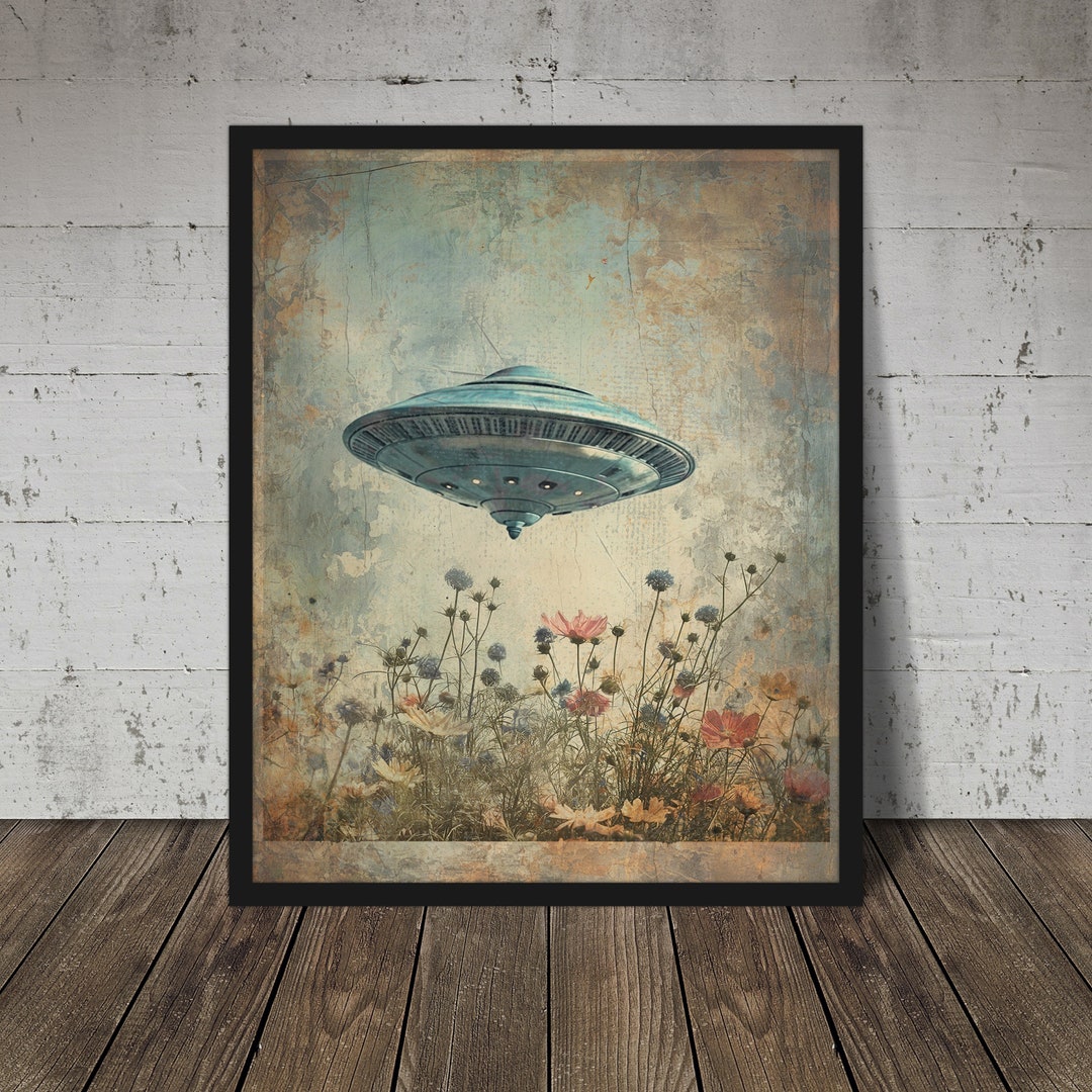 UFO FINE ART Home Decor, Retro Sci-fi Flower Art. Vintage Floral Alien ...