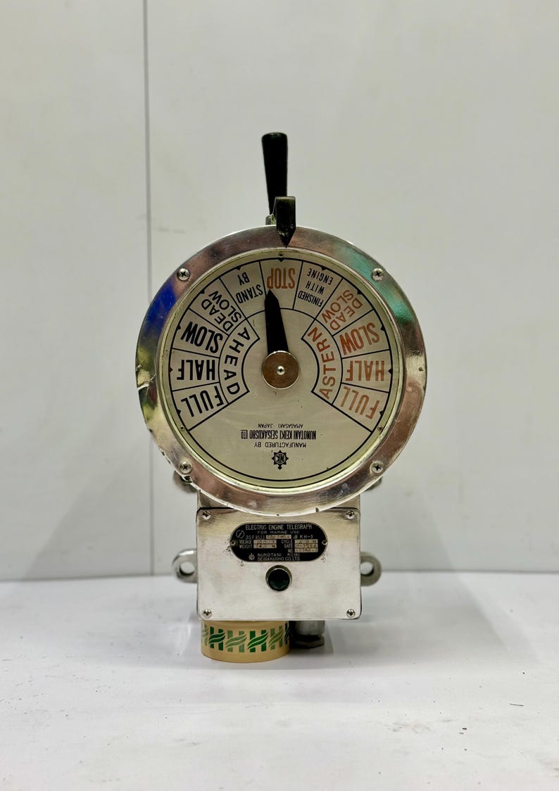 Manufactured by Nunotani Keiki Seisakusho Ltd Vintage Electric Ship ...