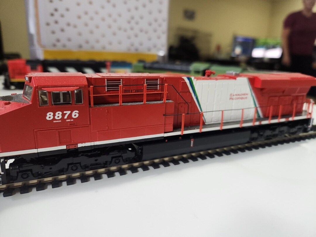 GE ES44AC Evolution Series GEVO - ESU Sound & Dcc -- Canadian Pacific ...