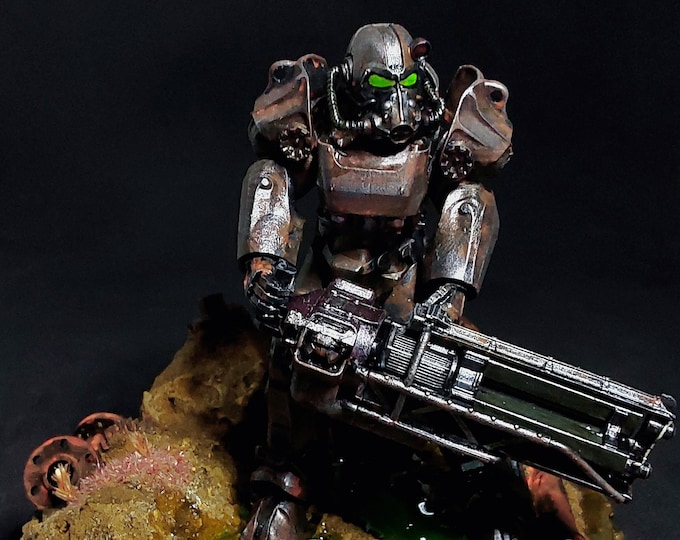 Highly Detailed Sculpture of Brotherhood of Steel Paladin From the ...