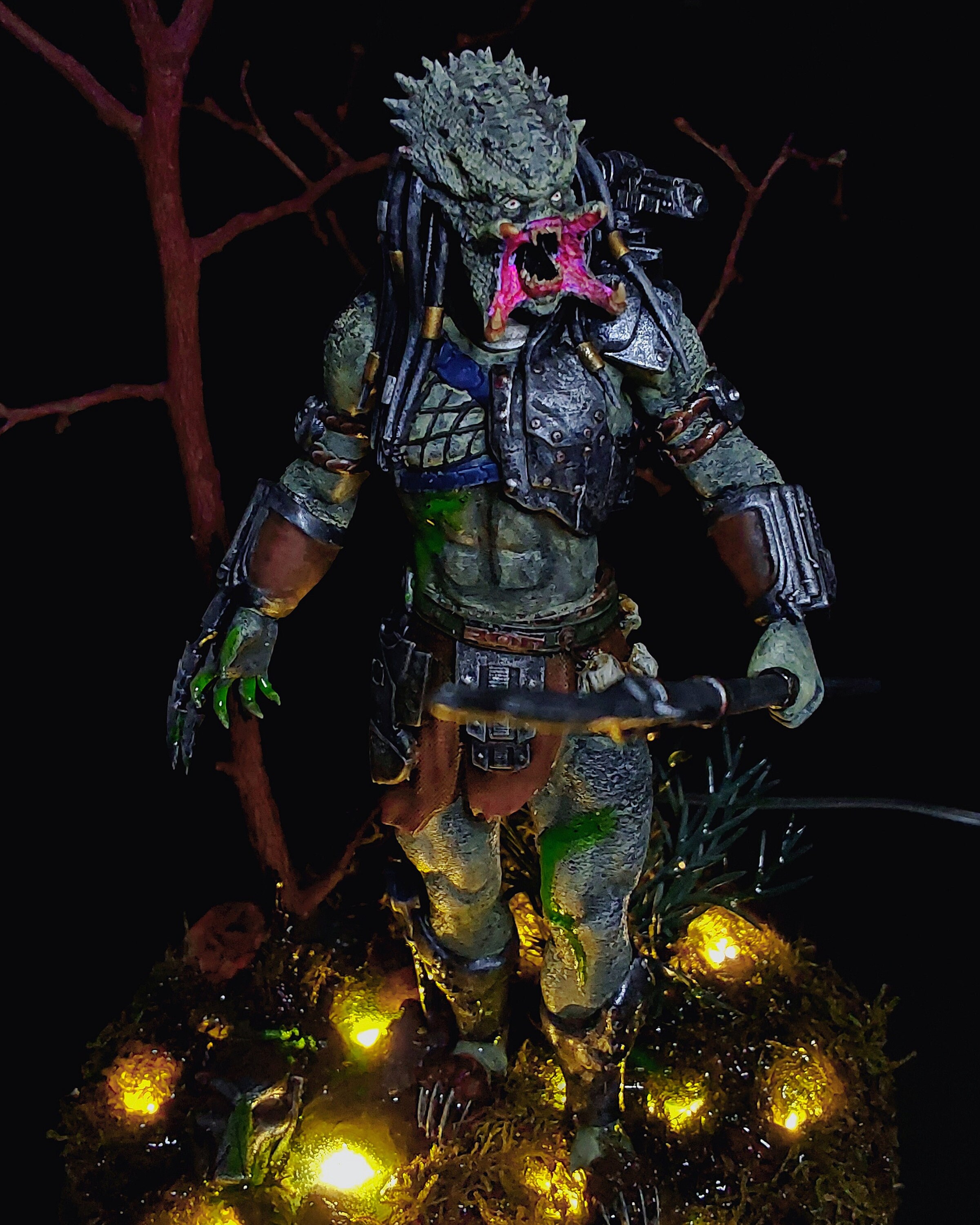Predator Figurine. Diorama Base With Lightning. - Etsy