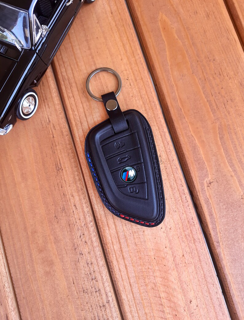 BMW "i4 M50-edrive 40” Ix, I7 and X Series Keychain Fob Case, Handmade ...