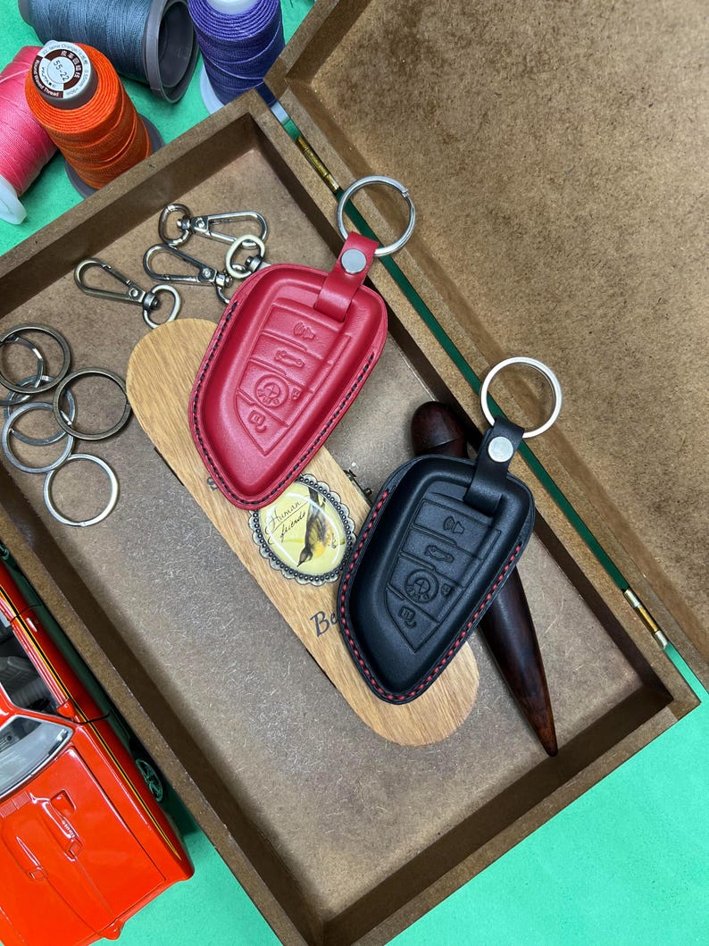BMW "i4 M50-edrive 40” Ix, I7 and X Series Keychain Fob Case, Handmade ...