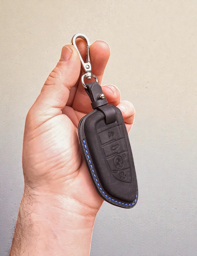 BMW "i4 M50-edrive 40” Ix, I7 and X Series Keychain Fob Case, Handmade ...