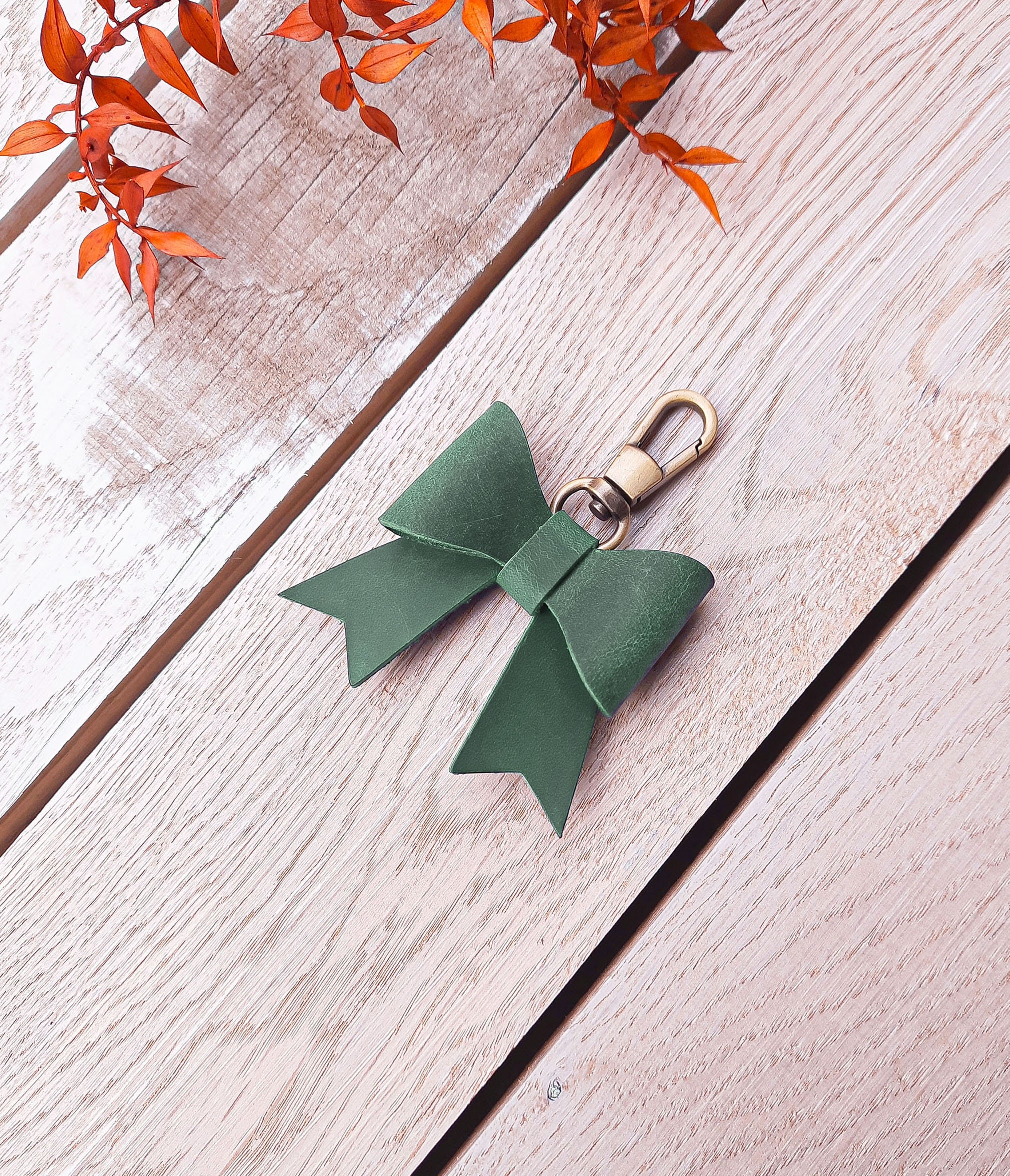 Crazy Horse Leather Mini Bow Keychain, Personalized Lovely Bow Keyring ...