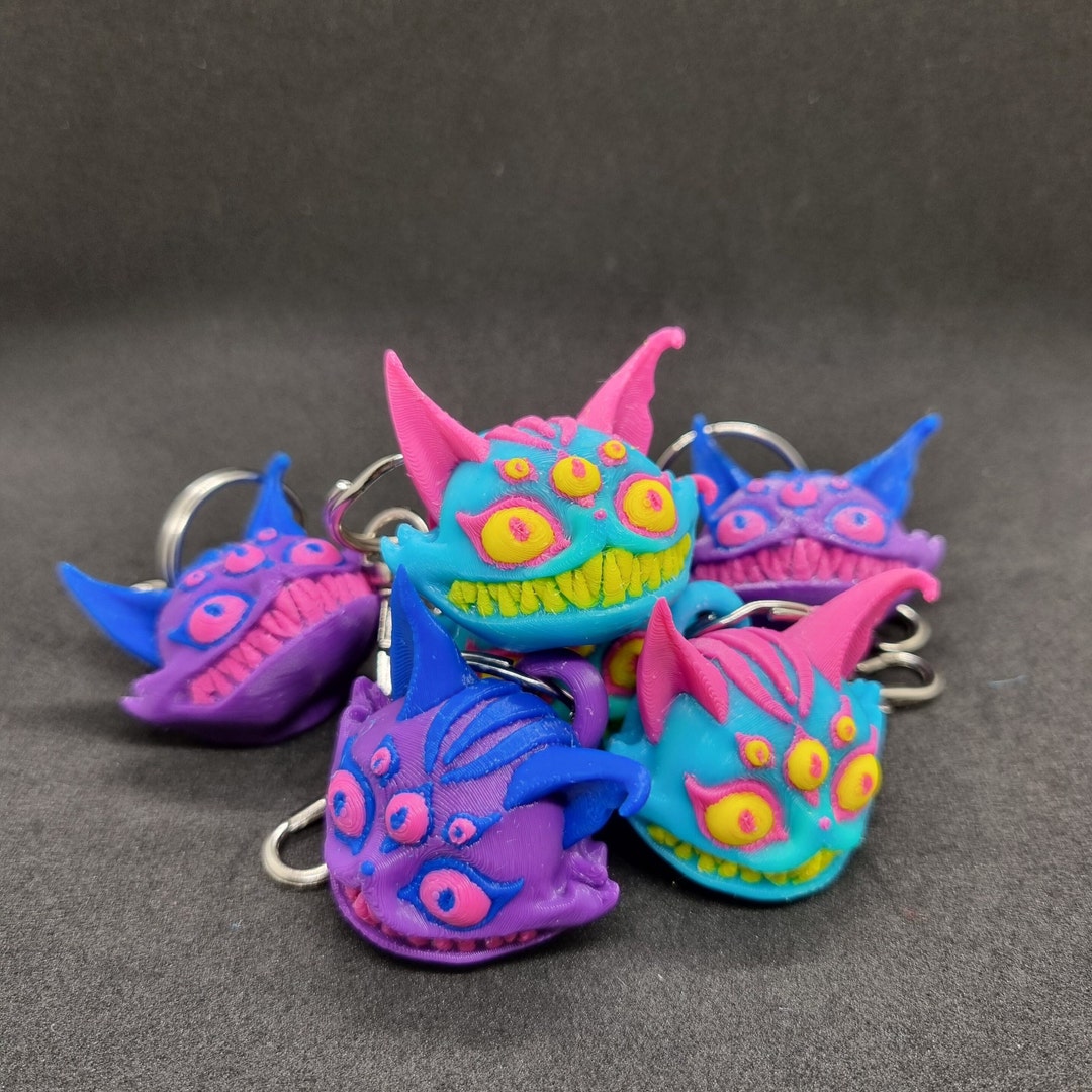 Creepy Cat Keychain: 3d Printed Cute Spooky Charm Fidget for Keys - Etsy