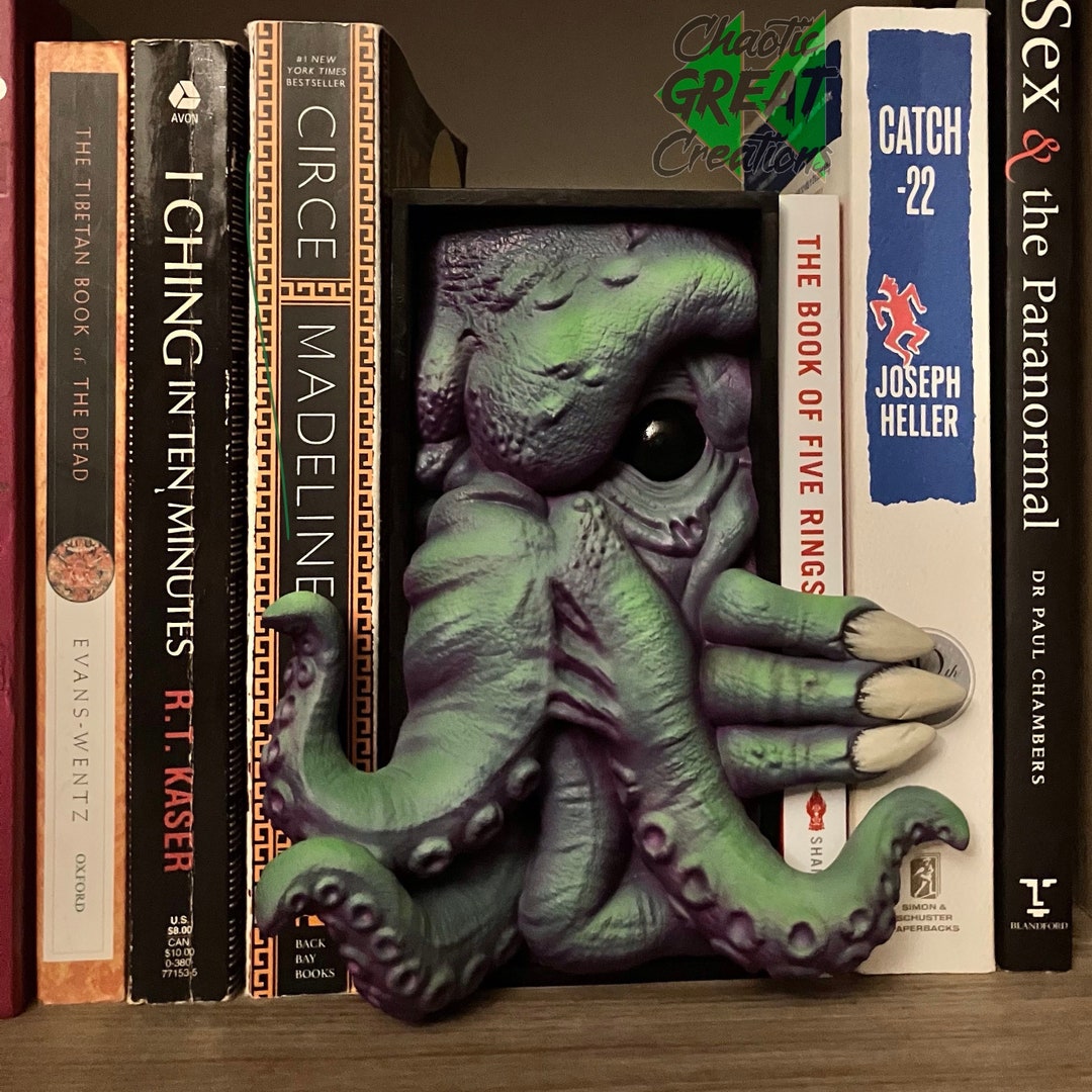 Cthulhu Book Nook Fantasy Creature Decor Item - 3D Printed With Eco ...