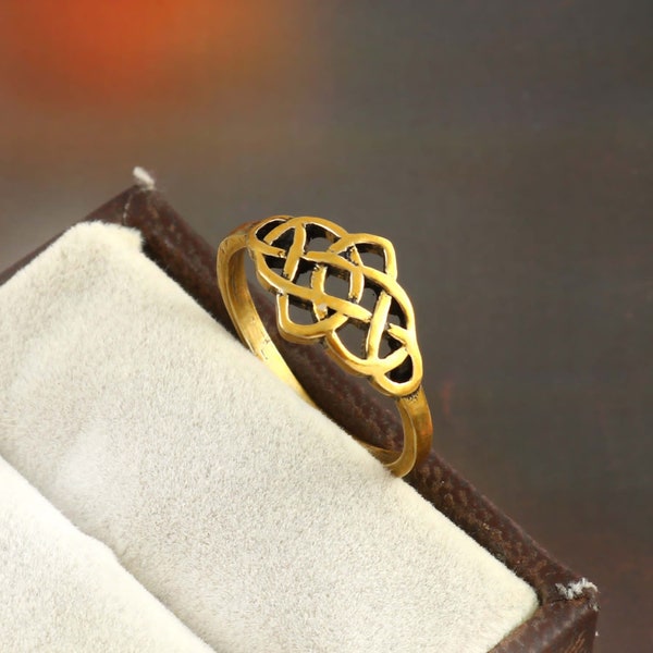 Gold Knot Celtic Ring - Etsy