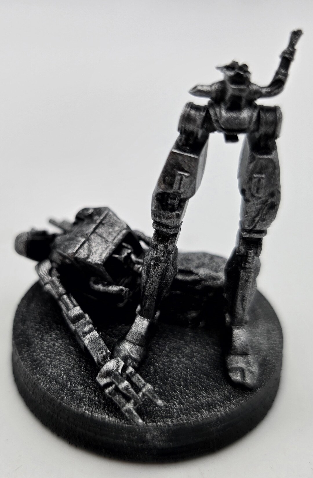 Battle Half Damaged Droid Sculpture, Fantasy Figure, Dungeons and ...