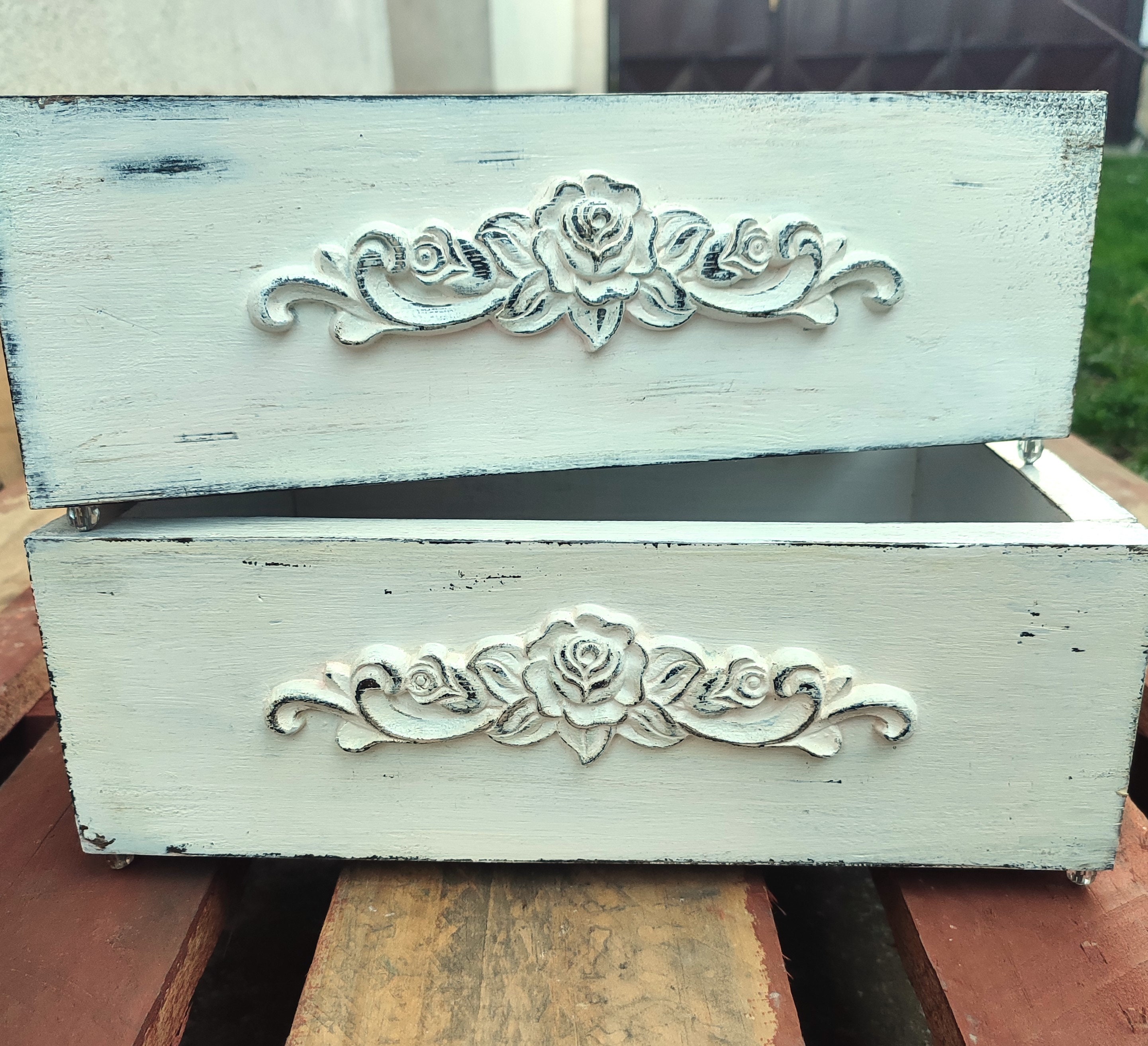 Vintage White Wood Crate Box Flower Antique, Distressed Shabby Chic ...