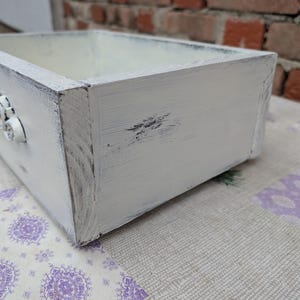 Vintage White Wood Crate Box Flower Antique, Distressed Shabby Chic ...