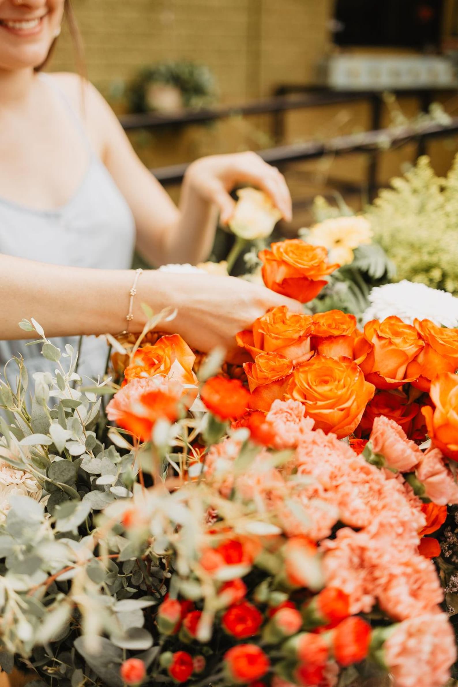 The Best Flowers for a Flower Bar Business Guide | Bouquet Bar Tips ...