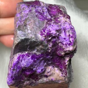 Sugilite , Lavelite , Luvulite , Royal Azel , Royal Lazelle , Cybelene ...