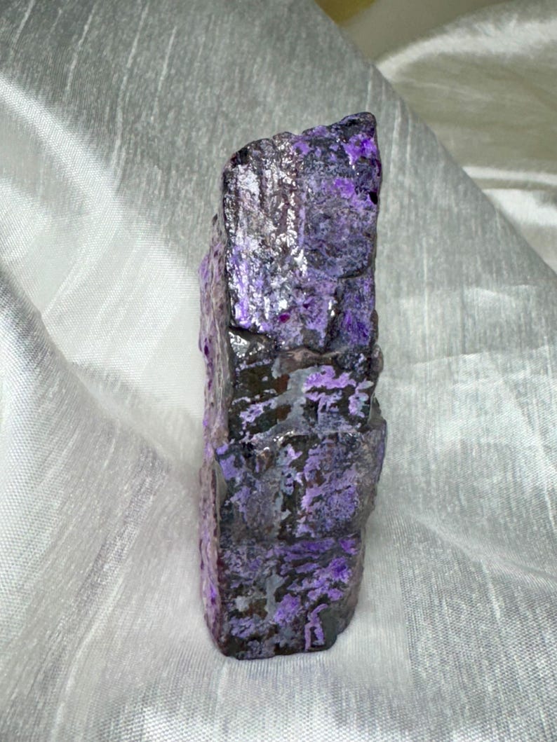 Sugilite , Lavelite , Luvulite , Royal Azel , Royal Lazelle , Cybelene ...