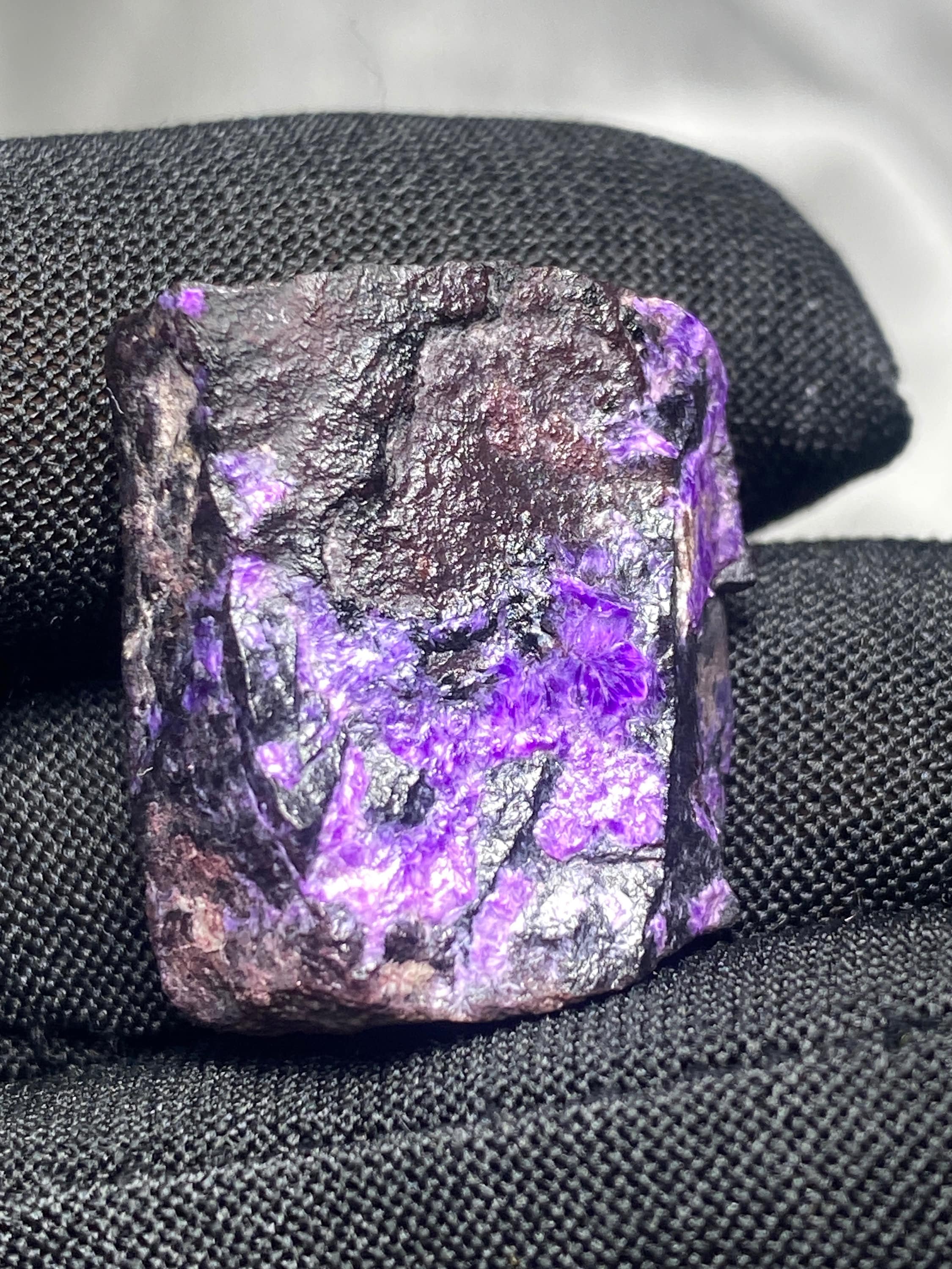 Sugilite , Sugilite Gemstones , Sugilite Crystals, Star of Africa ...