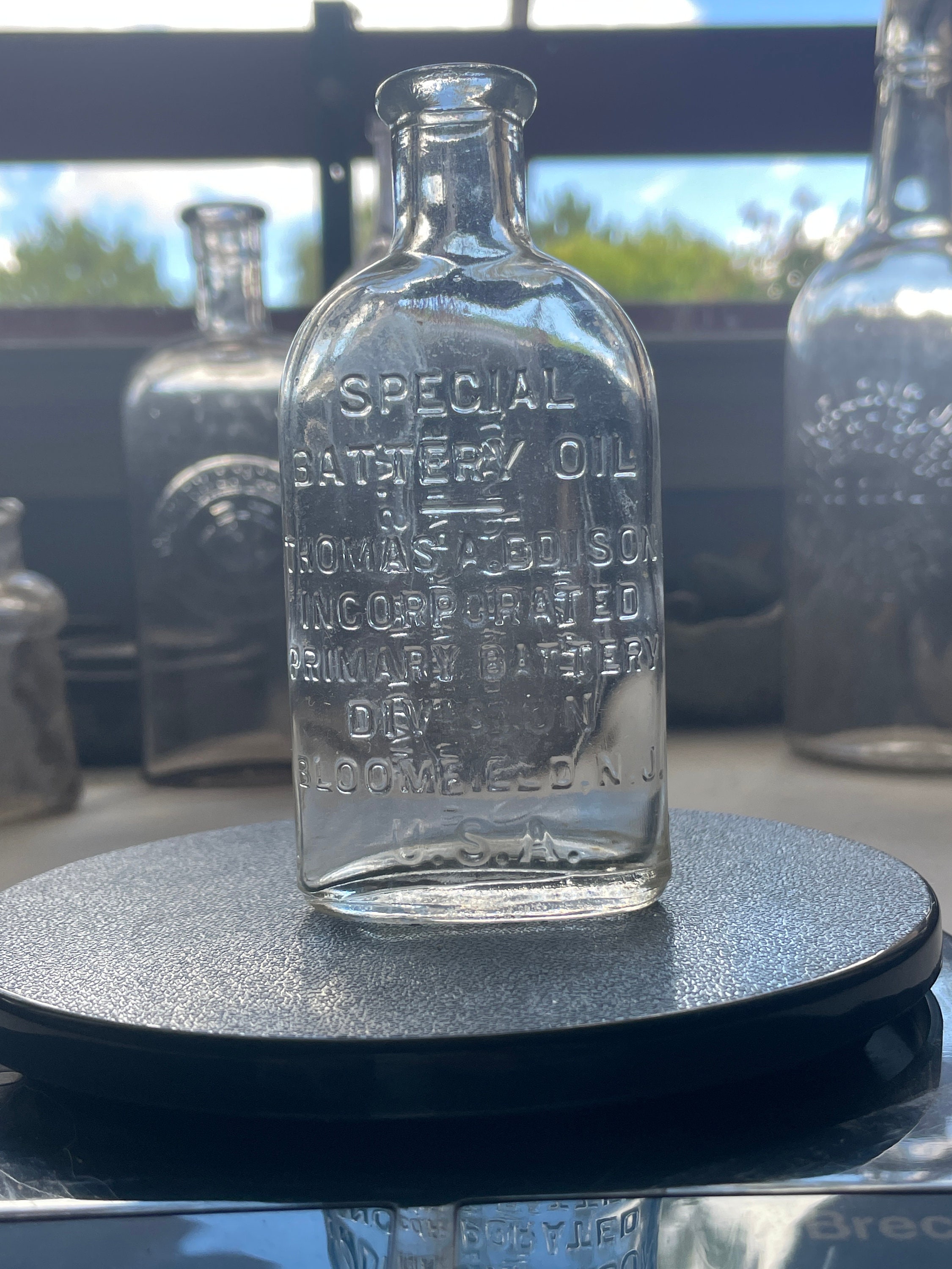 Antique Thomas Edison Battery Oil Bottle, Thomas A. Edison Incorporated ...