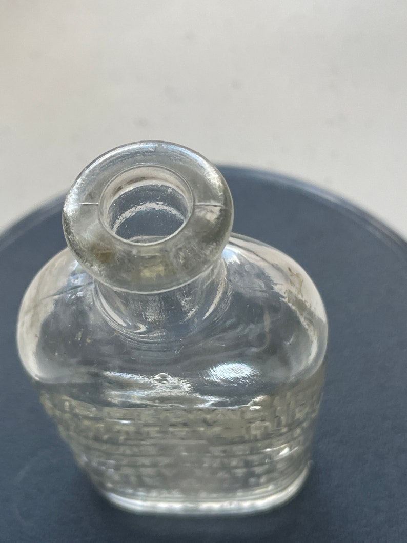 Antique Thomas Edison Battery Oil Bottle, Thomas A. Edison Incorporated ...
