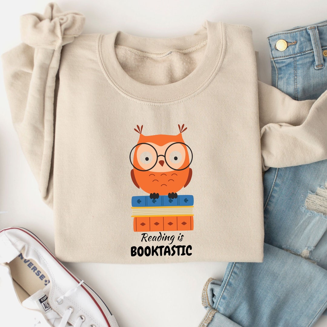 Booktastic Owl Teacher Shirt: Funny Bookworm Reading Tee - Etsy
