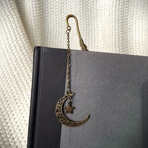 Vintage-style Metal Bronze Feather Bookmark With Hanging Crescent Moon ...