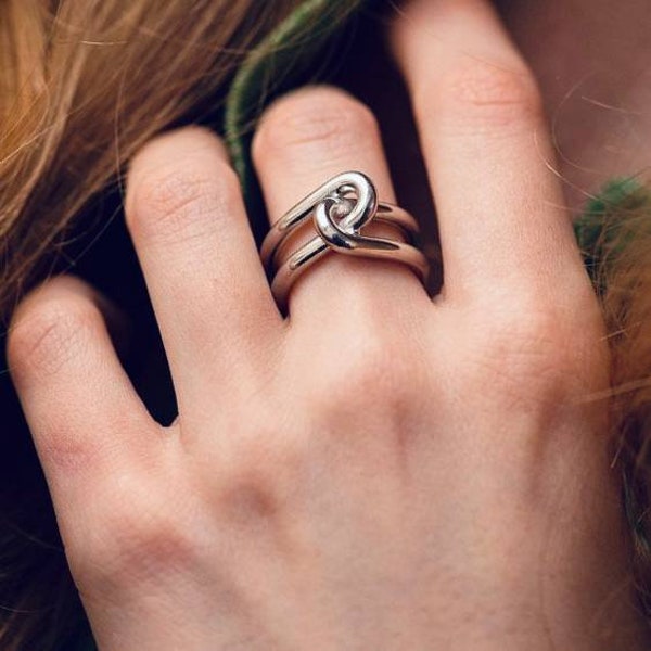 Infinity Knot Ring - Etsy