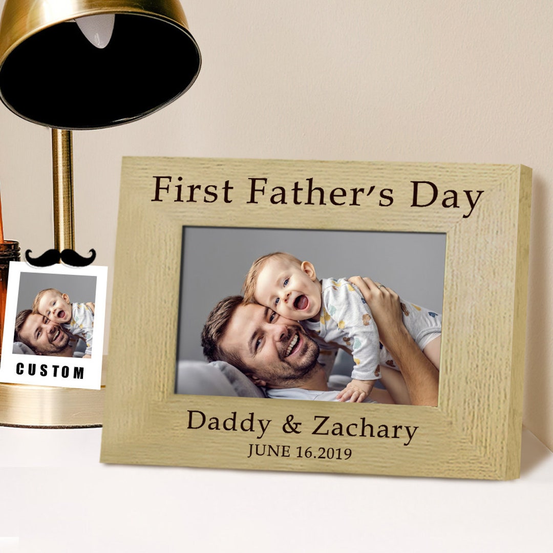 Personalized First Father's Day Photo Frame, Custom New Dad Wood ...