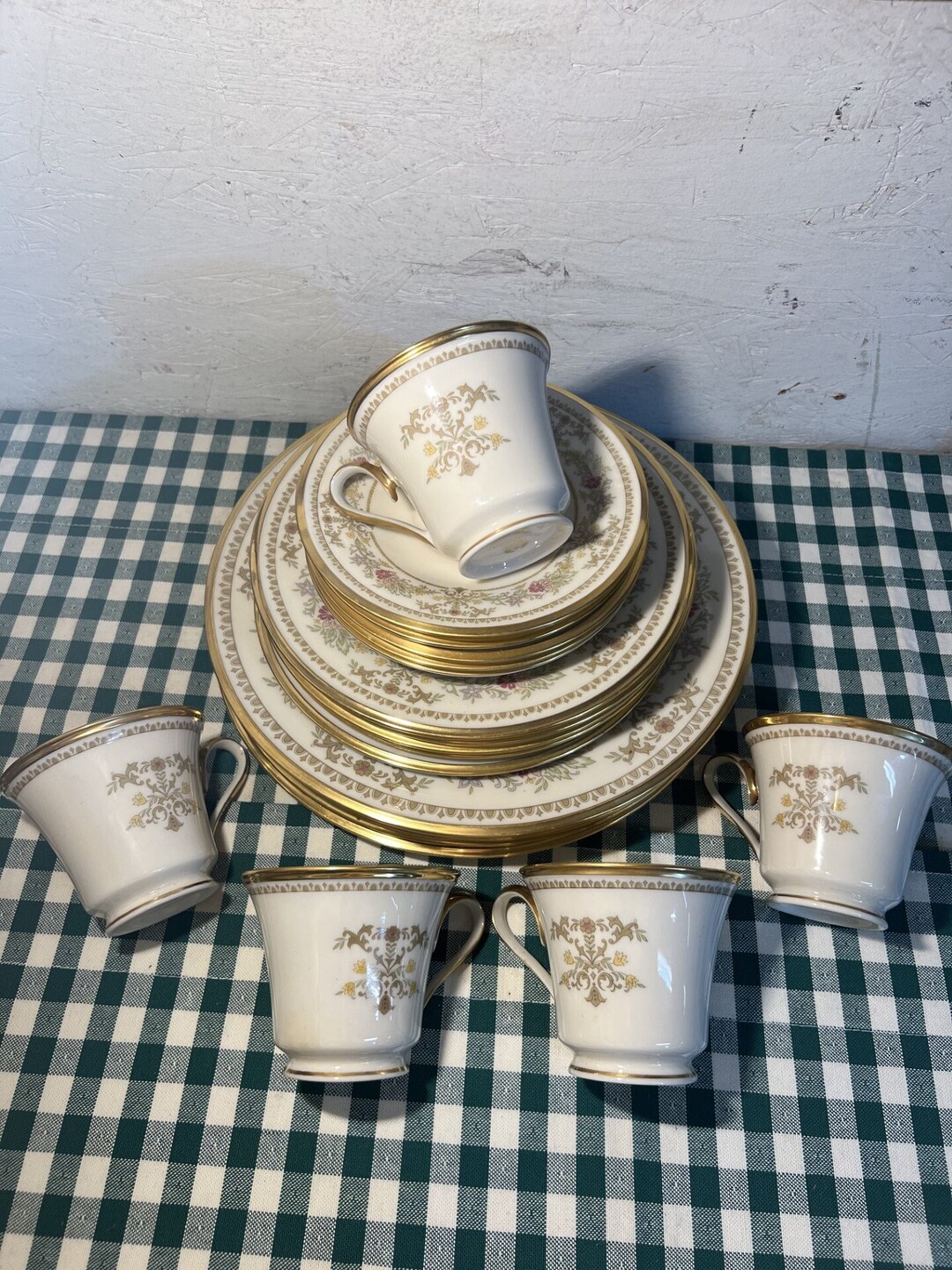 Vintage Lenox Castle Garden China - 20 Pc Set - Etsy
