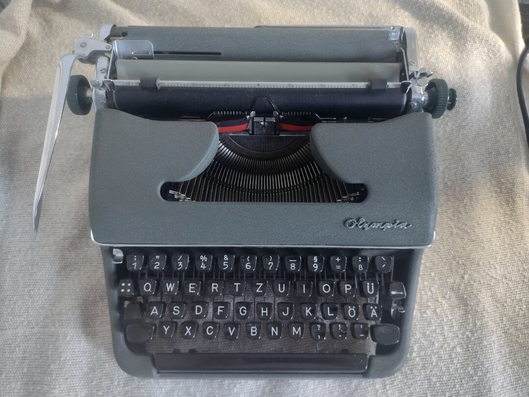 1950s Olympia SM2 Typewriter Made in Germany, Vintage and Portable ...
