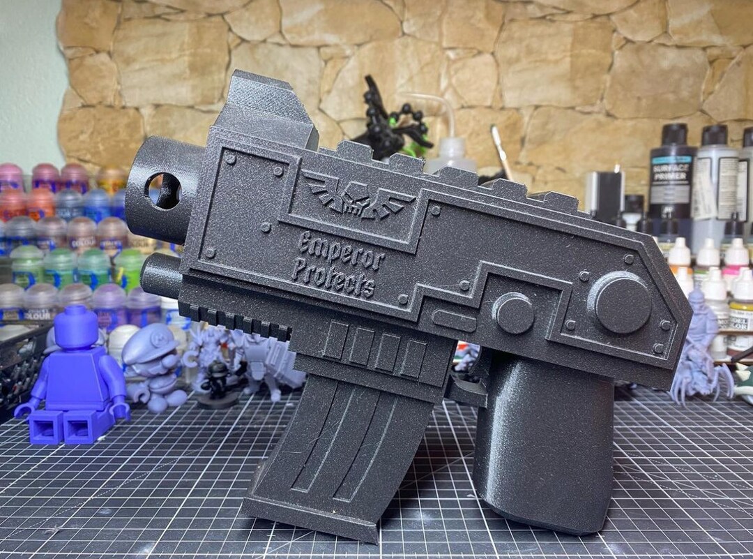 Life-size Bolt Cosplay Inspired by 40k Universe Handcrafted Space ...