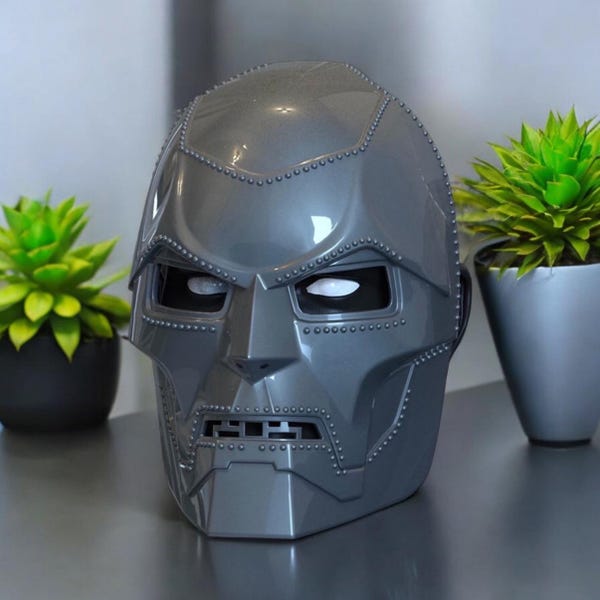 Rdj Doctor Doom Mask - Etsy