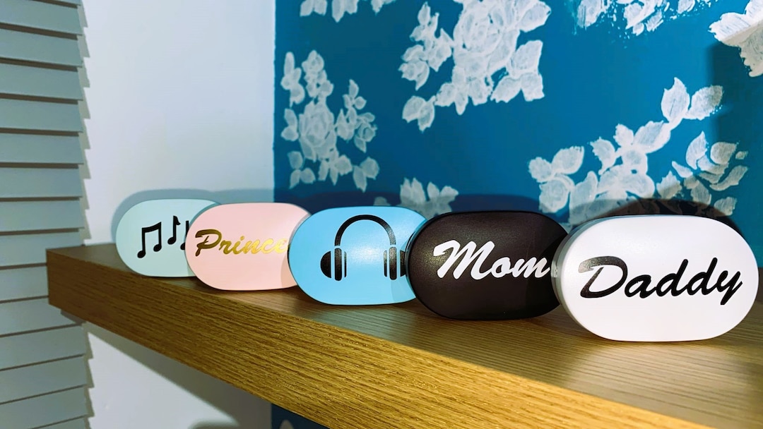 Personalized Earbuds/ Personalized Earphone/ Personalized Gift Earbuds ...