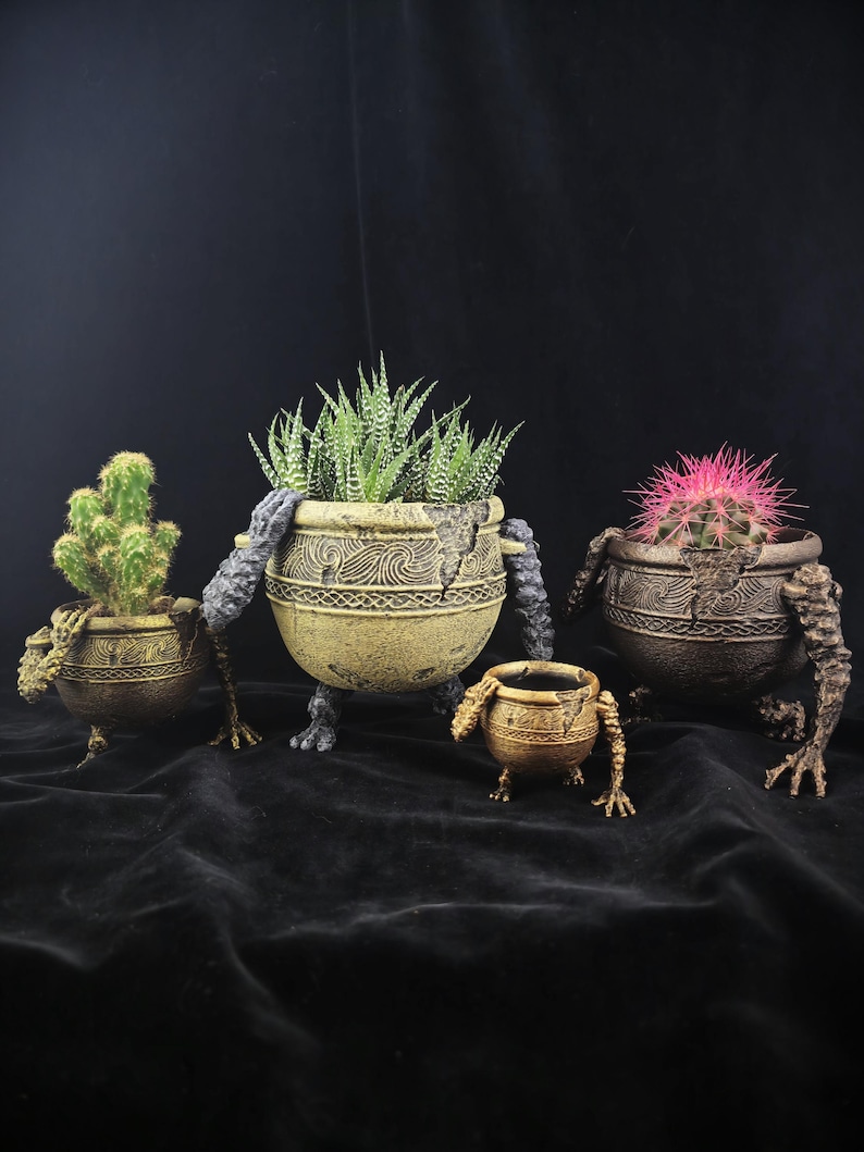 Hand Painted Alexander Iron Fist Pot | Elden Ring Pot Boy Planter ...