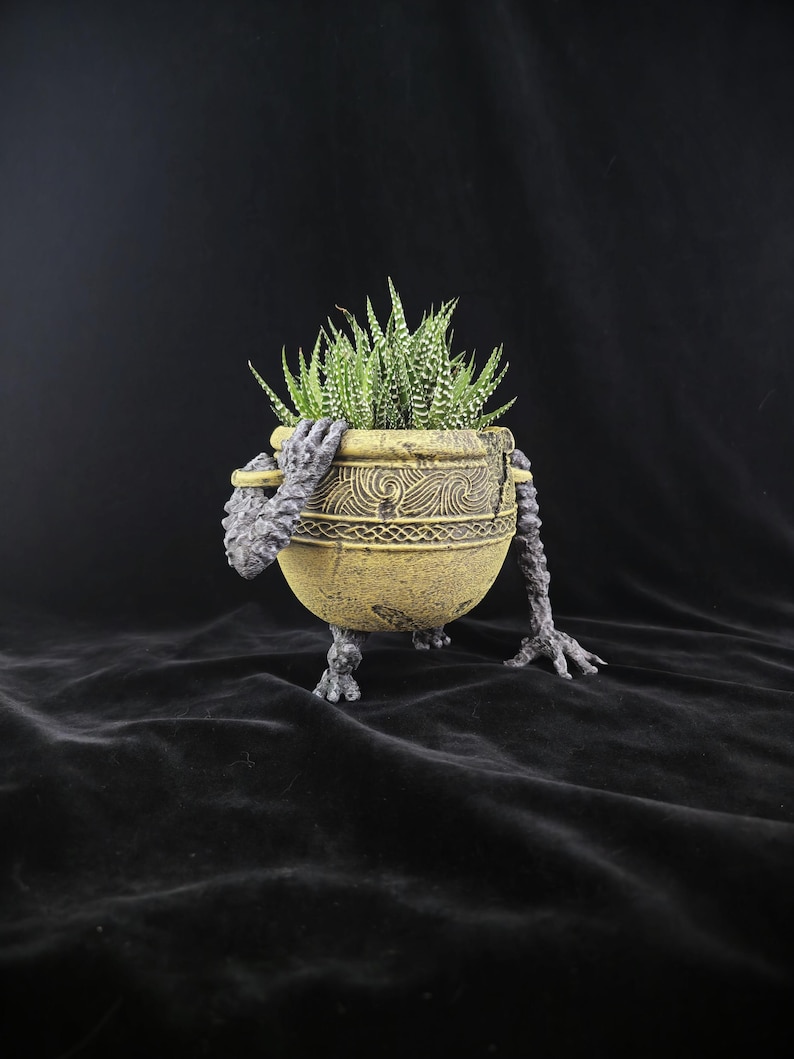 Hand Painted Alexander Iron Fist Pot | Elden Ring Pot Boy Planter ...