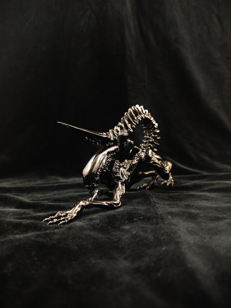 Alien Xenomorph Figurine - Etsy