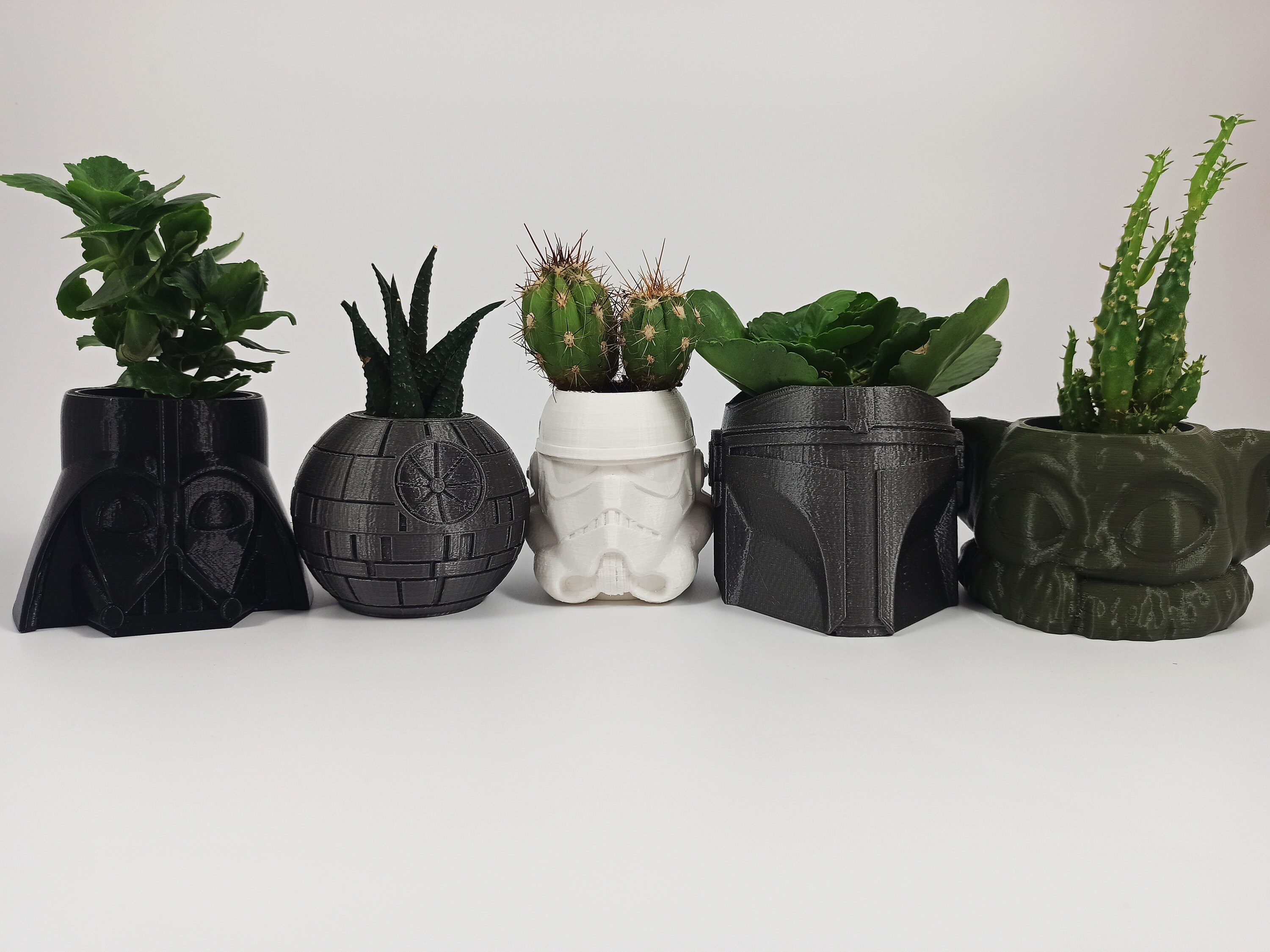 Star Wars Flowerpot Mandalorian Planter - Etsy