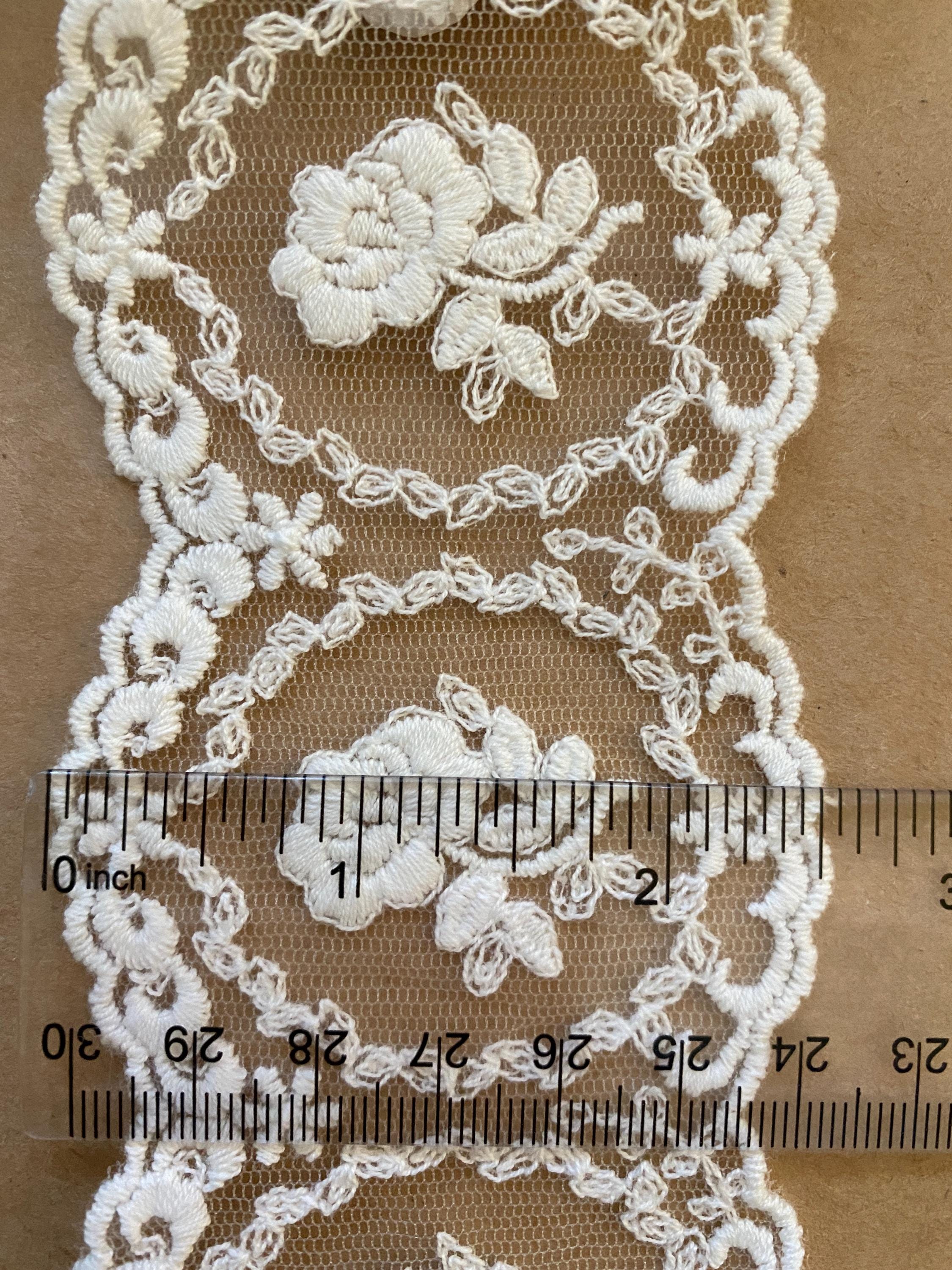 Vintage Floral Rose Lace Trim: 2.5