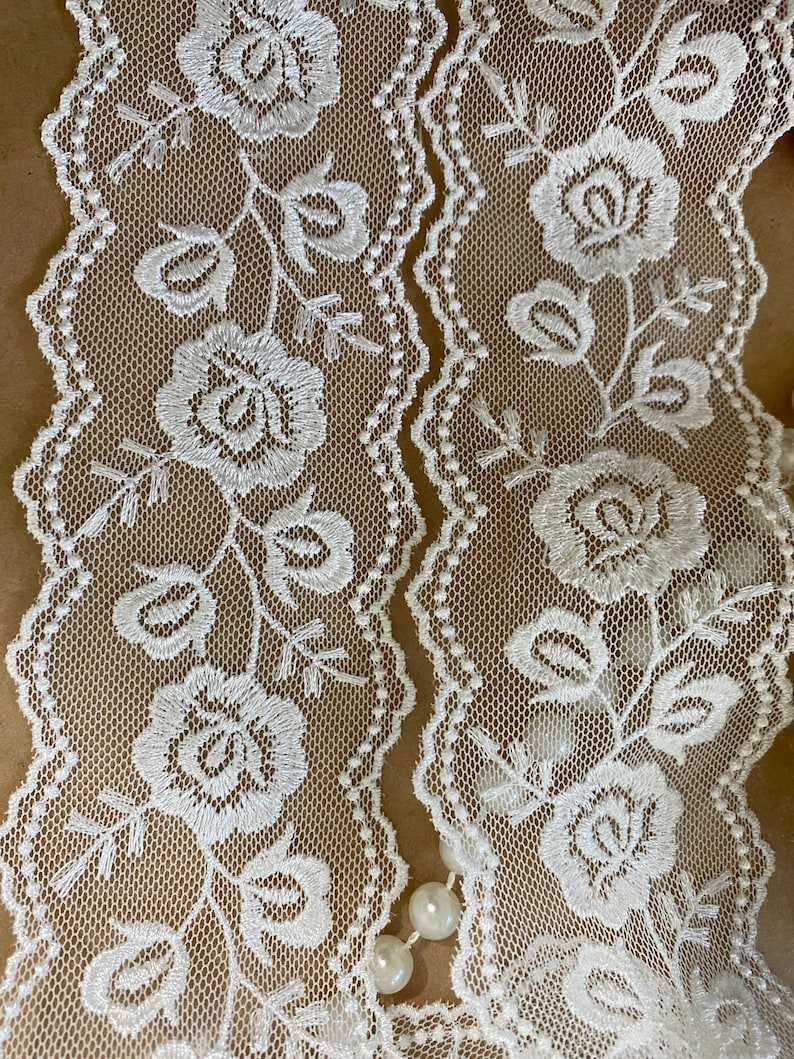 Elegant White Vintage Floral Rose Lace Trim by Yard, Embroidered ...