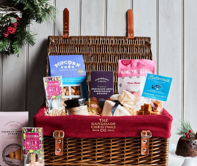 CUSTOMISED HAMPERS | Hampers | Christmas Gift Box | Gift Box | Spa Self ...