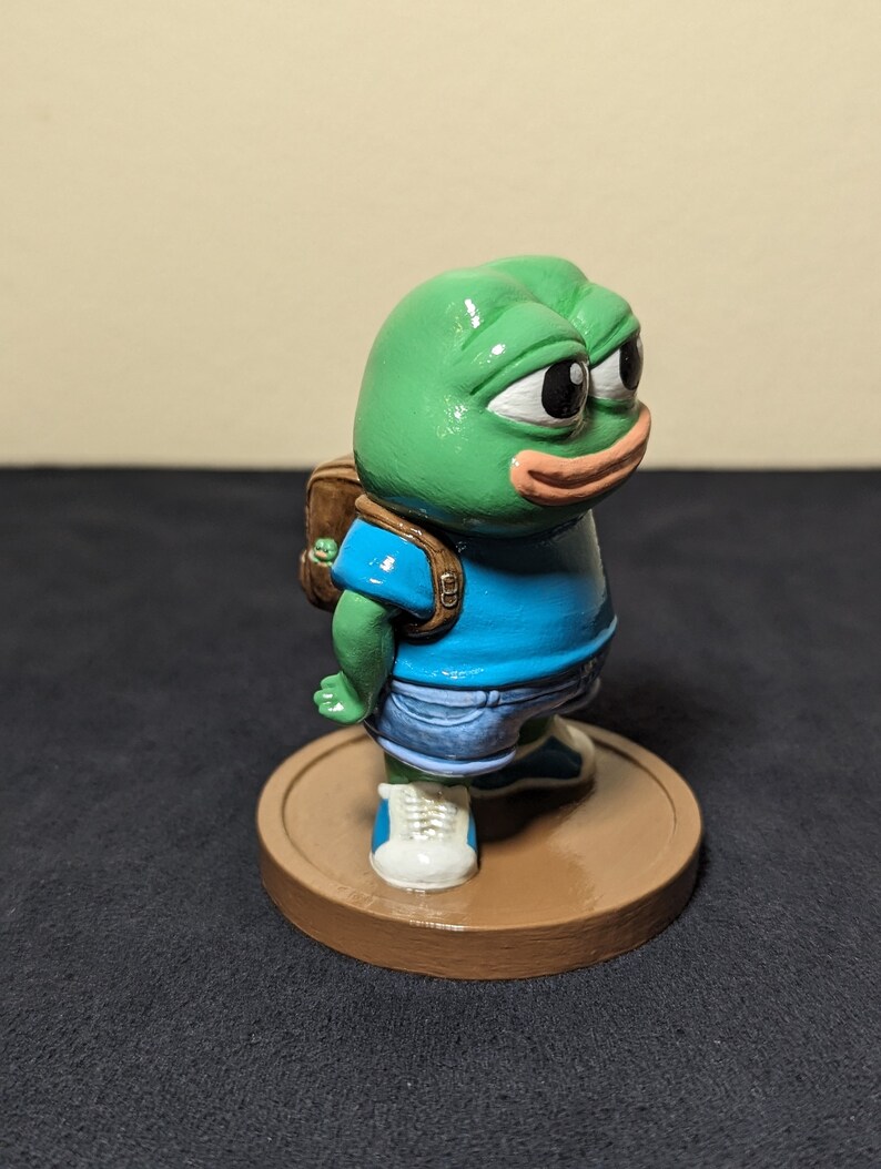 Peepo Preschooler Pepe Frog Fren Deskpal - Etsy UK