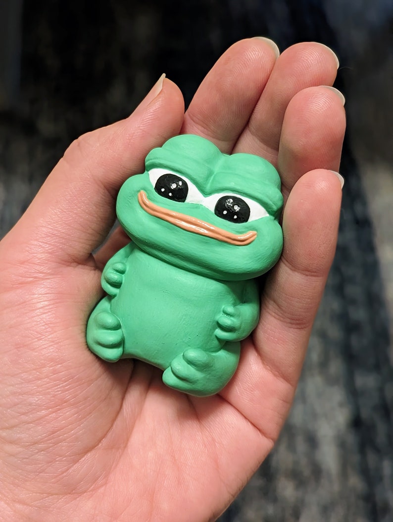 Baby Pepe Apu Frog Desk Pal Sculpture - Etsy