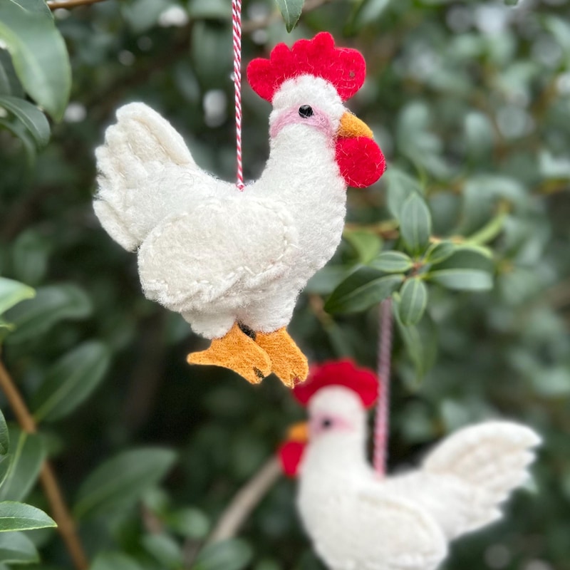 Felt Hen - Etsy