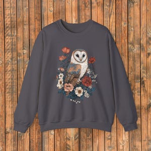 Barn Owl & Roses Sweatshirt | Barn Owl Crewneck | Nature Crewneck ...