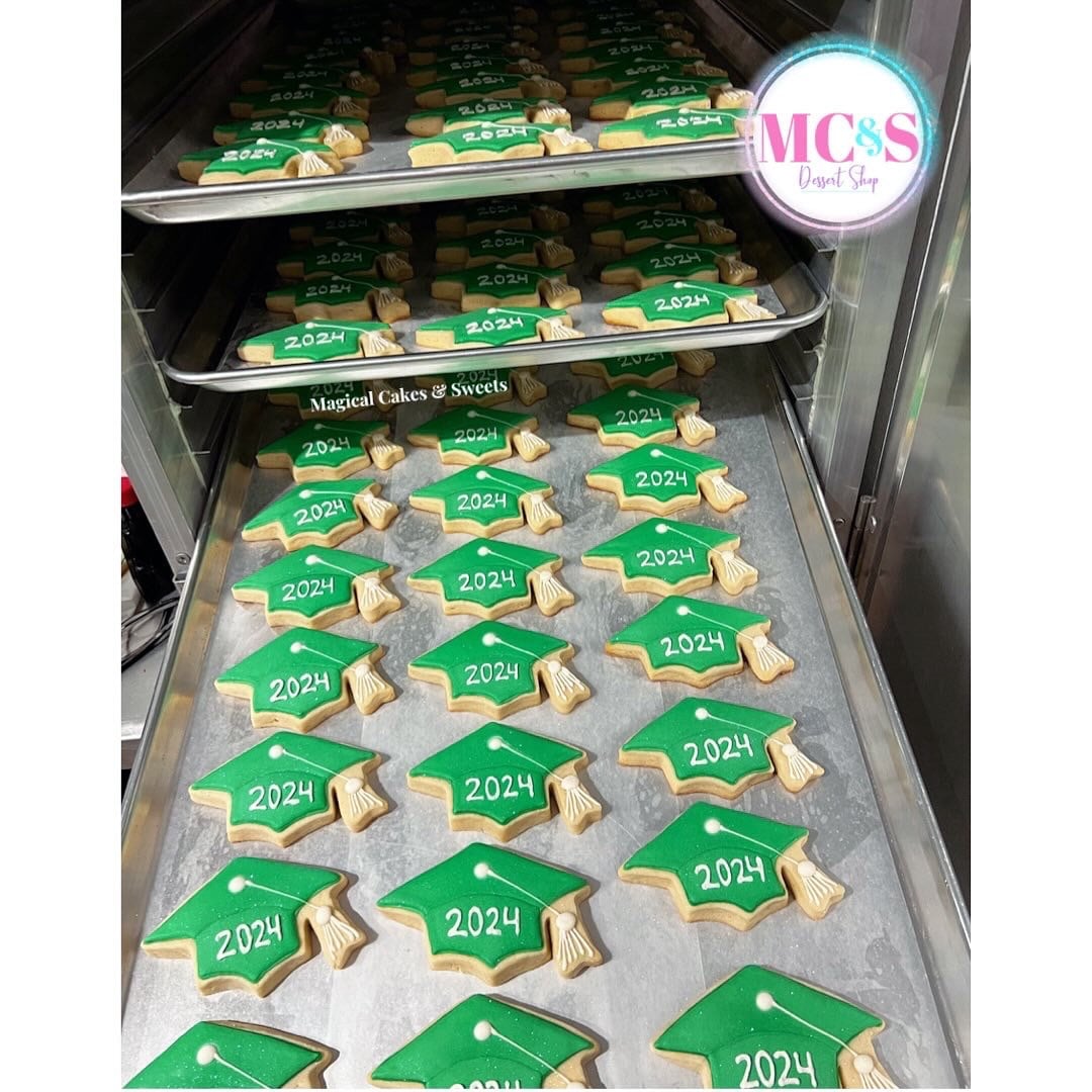 Graduation Cap Decorated Sugar Cookies With Year - Etsy